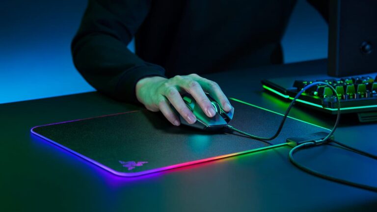 2021's 5 Best RGB Mousepads | The Best LED Mousepads - Pro Game Guides