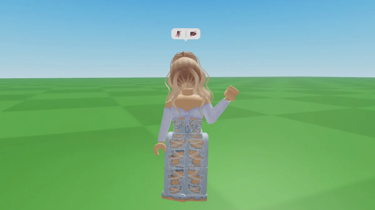 How to have no face in Roblox | Pro Game Guides