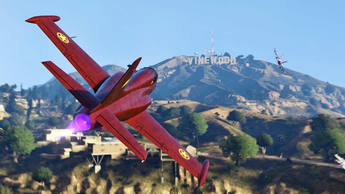 How to Fly a Plane in GTA V Online | Pro Game Guides