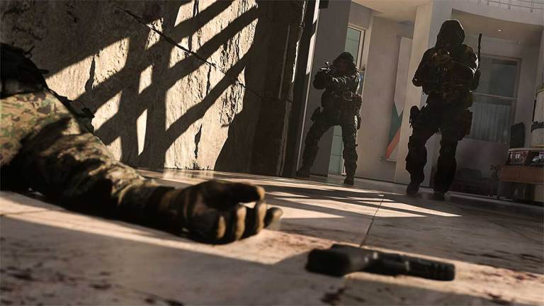 How to insure weapons in Warzone 2 DMZ | Pro Game Guides
