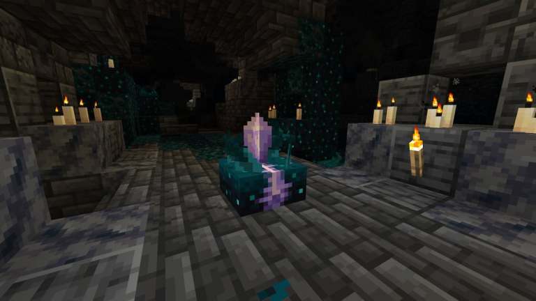 How to craft a Calibrated Sculk Sensor in Minecraft | Pro Game Guides