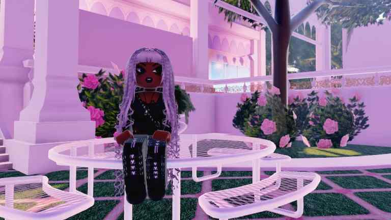 Best Gothic Outfits in Royale High | Pro Game Guides