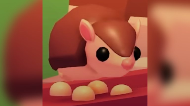 All pets that can be hatched from the Desert Egg in Adopt Me! – Roblox ...